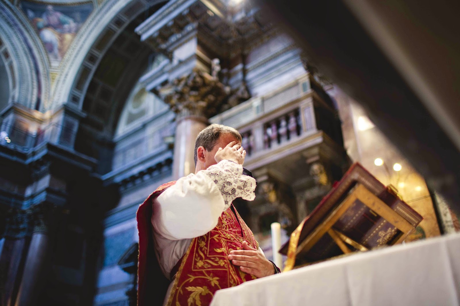 A Brief History of the Roman Rite | liturgy guy