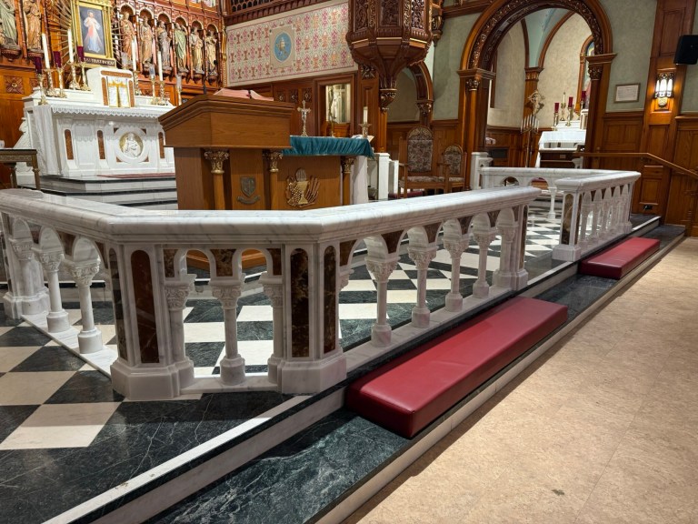 75% of Charlotte Seminarians Come from Parishes with Altar Rails ...